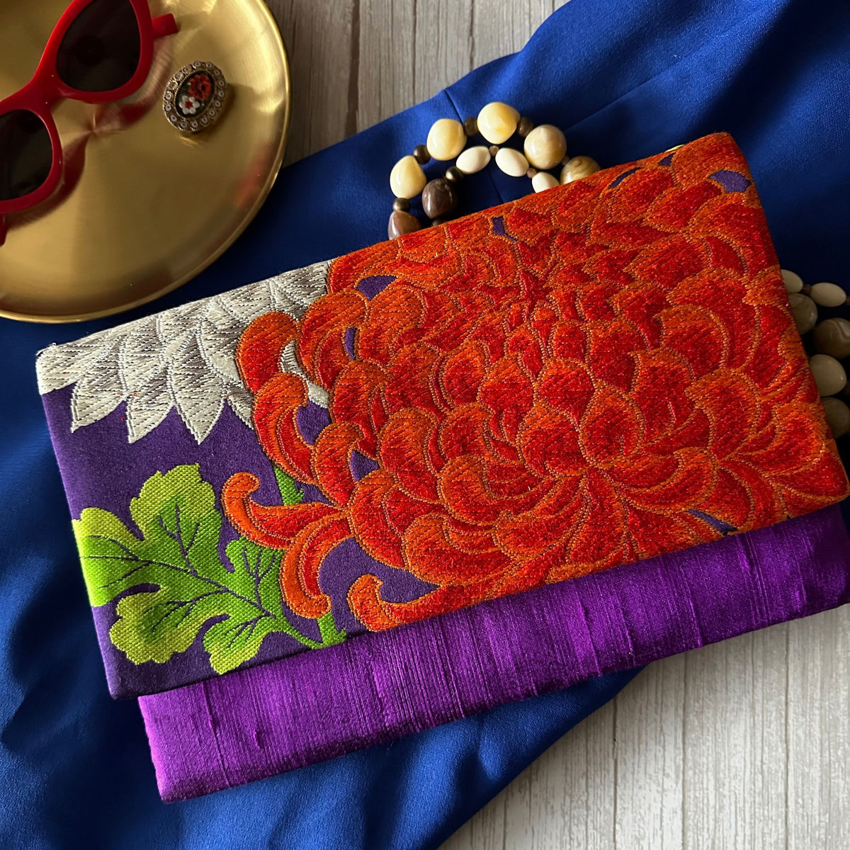 All – Heirloom Threads