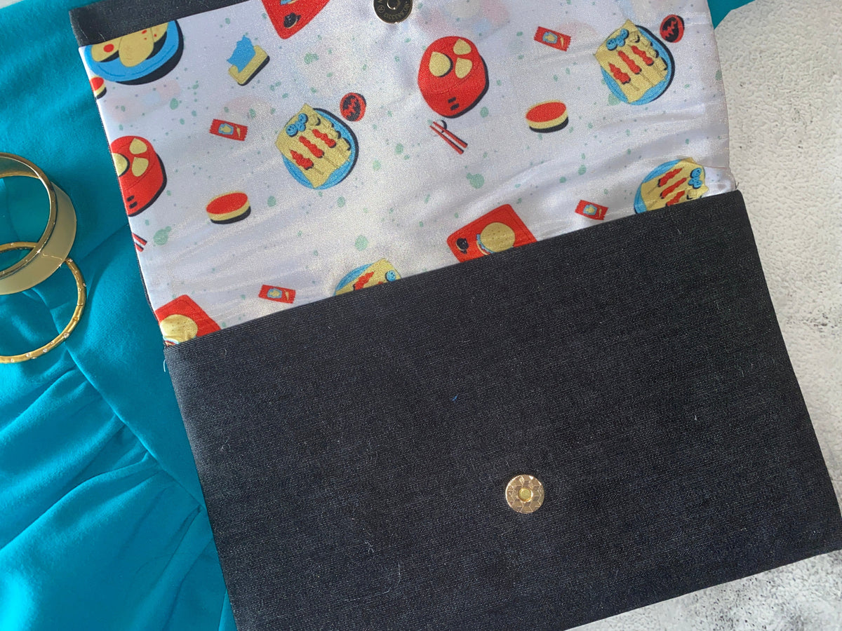 #14 The Singapura Collection – Heirloom Threads