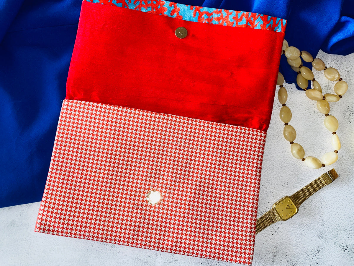 #05 The Singapura Collection – Heirloom Threads