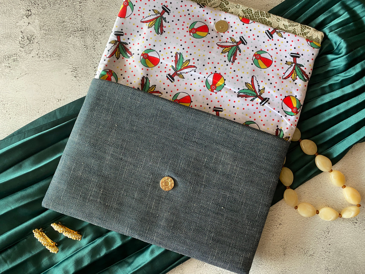 #19 The Singapura Collection – Heirloom Threads